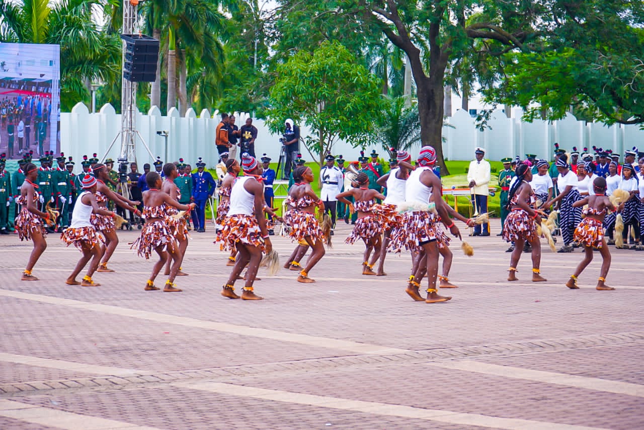Nigeria’s 63rd Independence Anniversary Military Parade In Pictures – OSGF